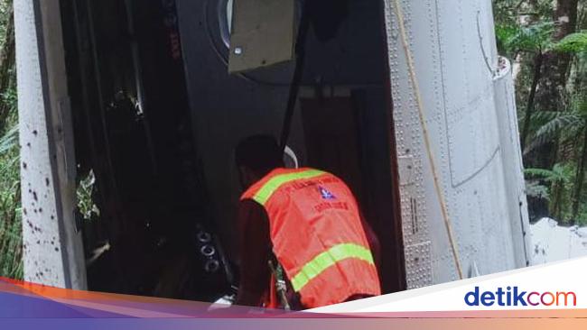 KNKT Analisis Kotak Hitam Pesawat Rimbun Air Jatuh di Gunung Wabu Papua