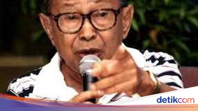 Mengenang JE Sahetapy yang Lantang Teriakkan Pentingnya SH 'Sarjana Halal'