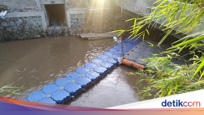 Sampah Diangkut, Kali Dekat Kelurahan Rawa Bunga Jaktim Bersih