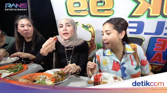 5 Momen Nagita Slavina Boyong Resto Padang hingga Warung Pecel Lele ke ...