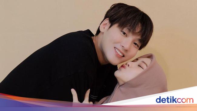 Potret Mesra Selebgram Julia Prastini, Suaminya Korea Mualaf