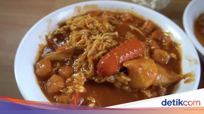 5 Seblak Fenomenal yang Bikin Heboh, Harganya Rp 110 Ribu hingga ...