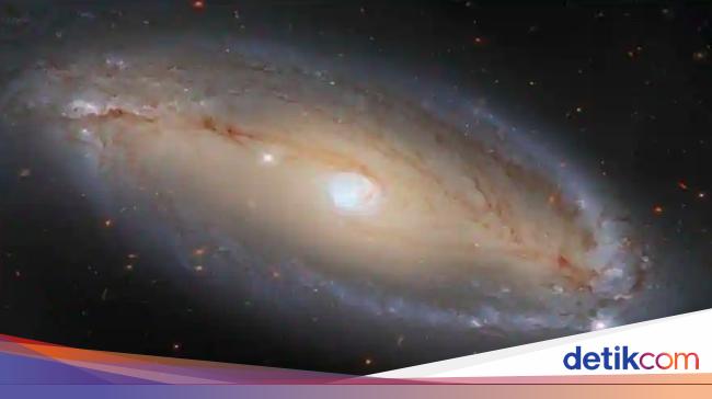NASA Potret Penampakan Mata Langit di Luar Angkasa