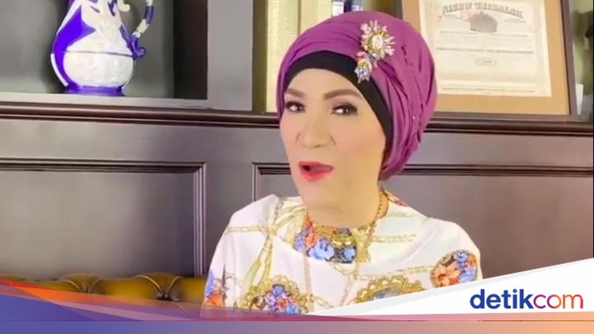 Dorce Gamalama Setahun 3 Kali Dirawat, Kali Ini Sampai Tak Sadarkan Diri