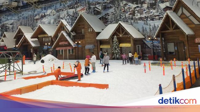 Trans Snow World Bekasi Buka Lagi, Siapa yang Rindu Main Salju?