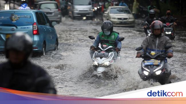 Cuaca Ekstrem dan Antisipasi Bencana