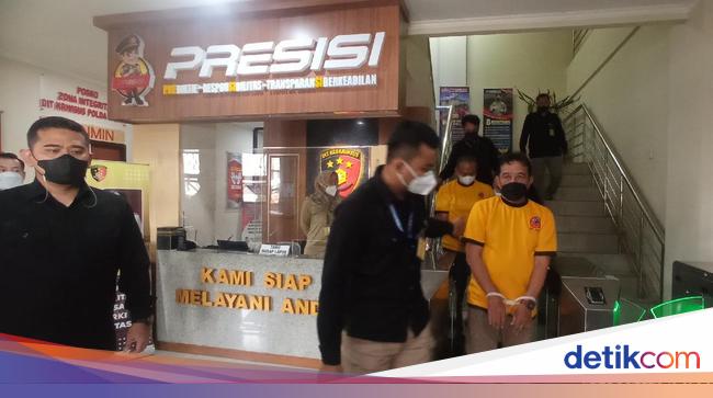 Diduga Korupsi Rp 50 M, Kades di Lembang Bandung Ditangkap! Diduga Korupsi Rp 50 M, Kades di Lembang Bandung Ditangkap!