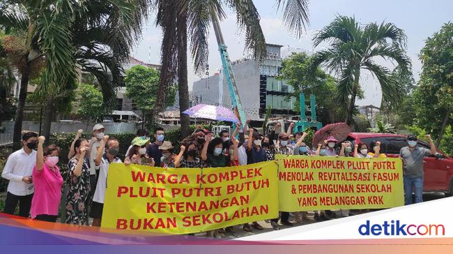 RTH di Pluit Akan Dibangun Sekolah Swasta, Warga Menolak
