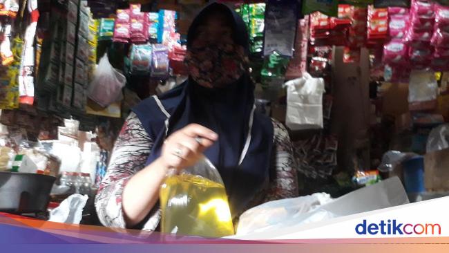 Harga Minyak Goreng Curah Meroket, Tertinggi Naik 100%