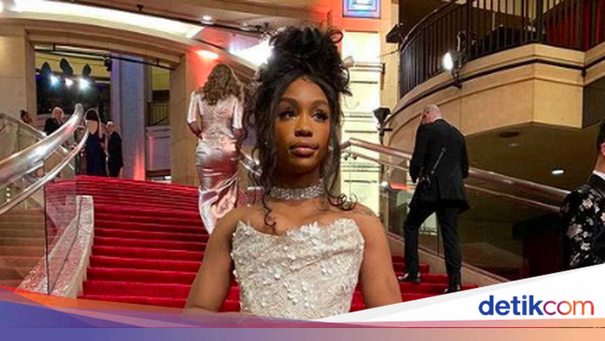 8 Potret SZA, Rapper Muslim yang Ungkap Alasannya Lepas Hijab