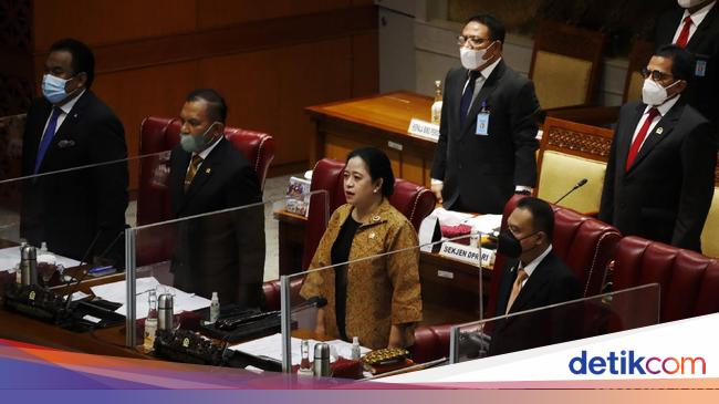 RUU PPRT Resmi Jadi Usul Inisiatif DPR RUU PPRT Resmi Jadi Usul Inisiatif DPR