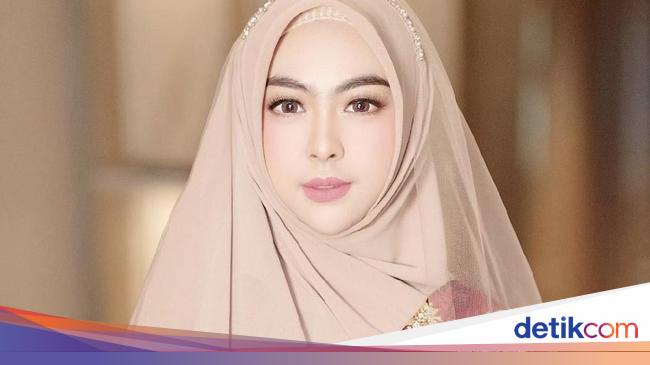 10 Foto dr. Shindy Putri, Kakak Ria Ricis Banjir Pujian di Pernikahan ...