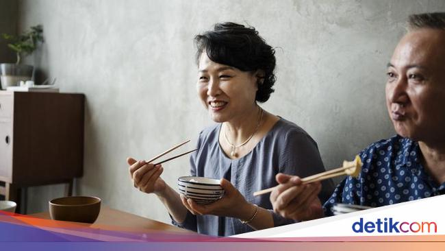 10 Rahasia Pola Makan Orang Jepang yang Bikin Panjang Umur