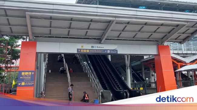 Bangunan Baru Aktif Mulai Hari Ini, Pintu Masuk Stasiun Bekasi Berubah