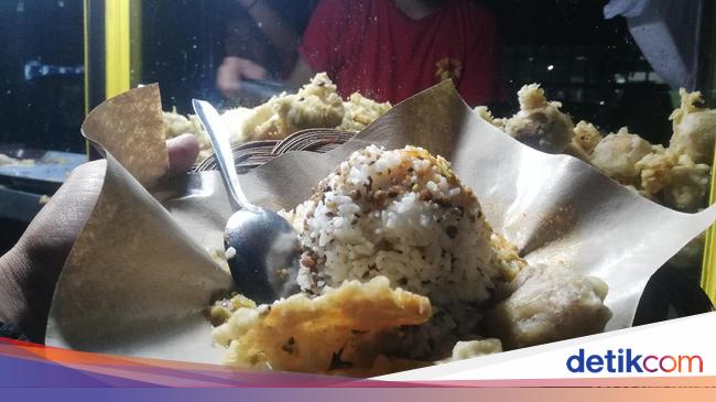 Nikmat! Nasi Tutug Oncom Plus Gorengan Rp 5 Ribuan di Sumedang
