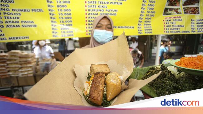 Jajan Pecel Kembang Turi di Pasar Beringharjo