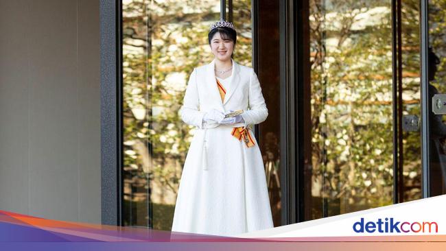 Penampilan Putri Aiko dari Jepang Rayakan Ulang Tahun ke-20, Pakai ...