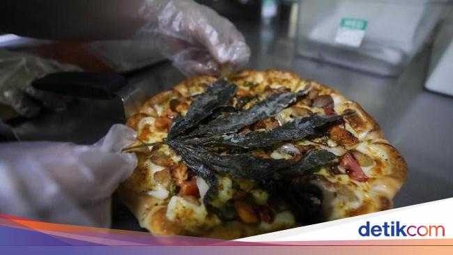 Wow! Pizza Ini Diberi Topping Daun Ganja Utuh, Mau Nyicip?