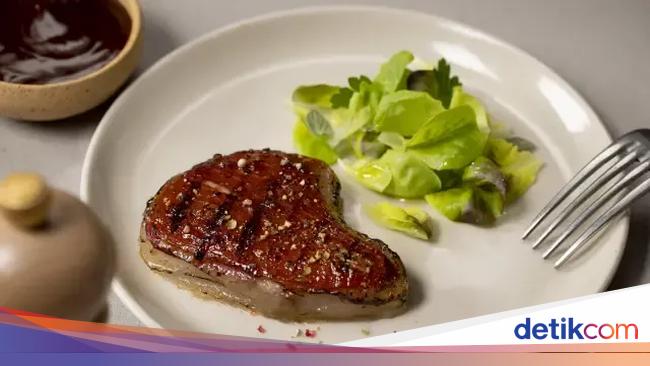 Ini Daging Steak Buatan Lab Terbesar di Dunia Dicetak dari Sel Sapi Asli