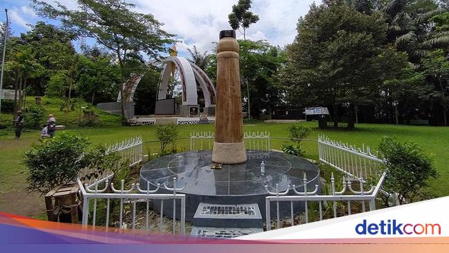 Saat Bentuk Baru Tugu Sa di Gunung Tidar Dipertanyakan Budayawan