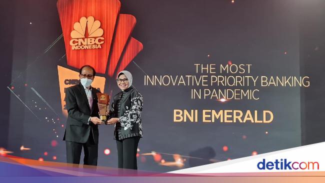 Layanan Prioritas BNI Emerald Raih Penghargaan dari CNBC Indonesia