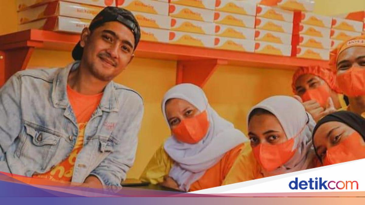 Arya Saloka 'Ikatan Cinta' Bisnis Roti Gulung, Begini Tampilan dan Rasanya