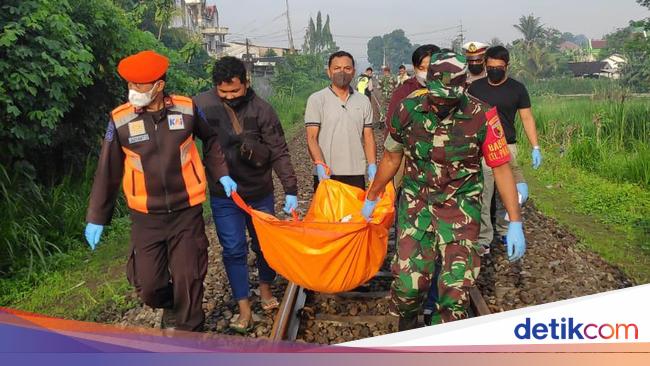 Seorang Pria di Blitar Tewas Tabrakkan Diri ke KA Malabar Seorang Pria di Blitar Tewas Tabrakkan Diri ke KA Malabar