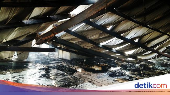 Kondisi Pasar Kroya Cilacap Usai Diamuk Si Jago Merah