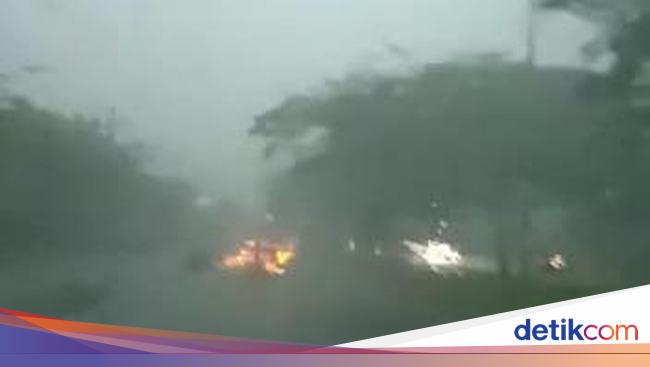 Waspada Potensi Bencana Hidrometeorologi Di Jatim Jelang Puncak Musim Hujan
