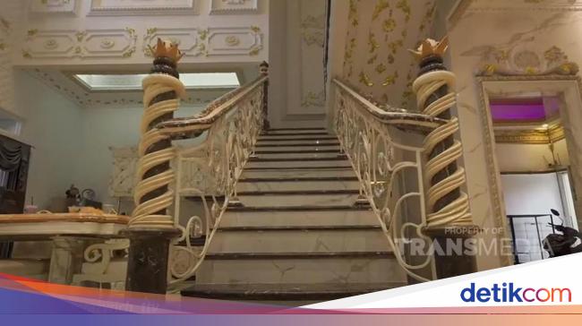 Ini Penampakan Rumah Bos Maswindo yang Berlapis Emas