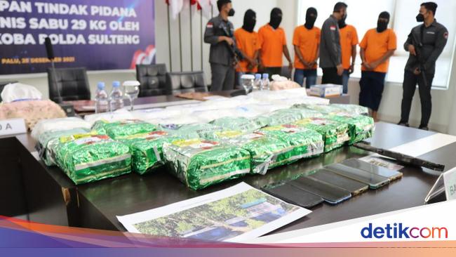 5 Orang Jaringan Narkoba Malaysia Ditangkap Di Sulteng 29 Kg Sabu Disita