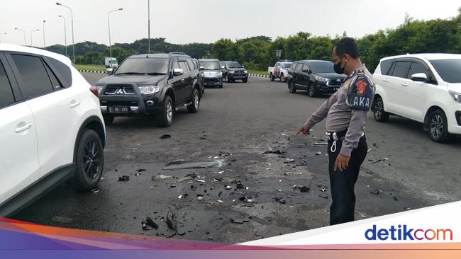 Kecelakaan Beruntun, Fortuner Tabrak Jimny hingga Taksi di Tol Serpong Kecelakaan Beruntun, Fortuner Tabrak Jimny hingga Taksi di Tol Serpong