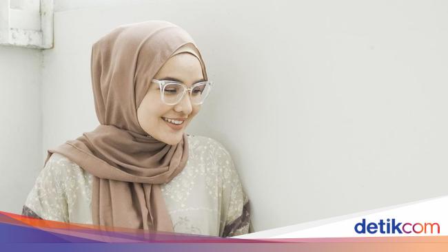 Ini Tren Hijab 2022 Menurut Desainer Ria Miranda