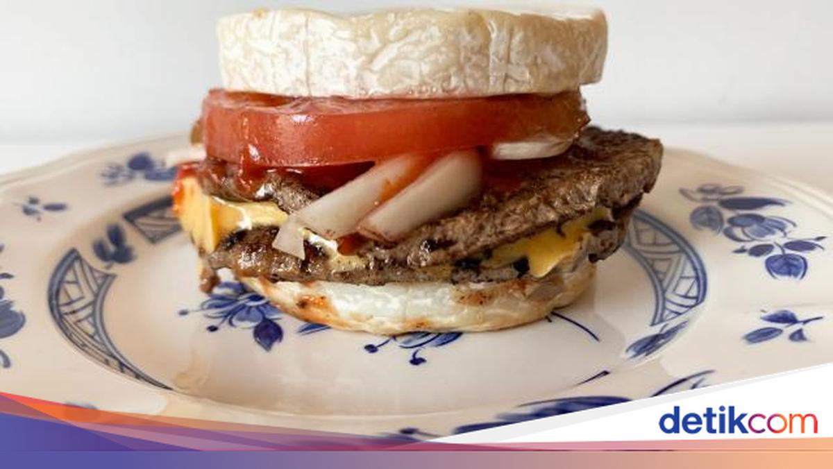Mewah! Bukan Pakai Roti, Burger Ini Disajikan dengan Keju Utuh