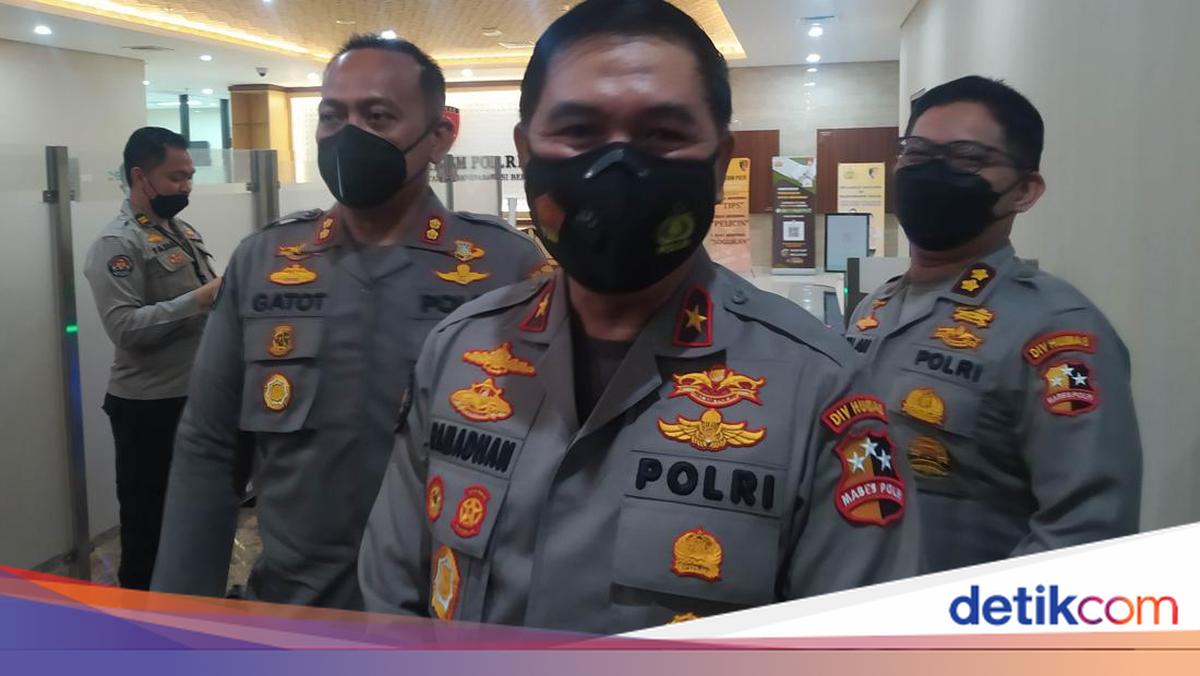 Polri Beri Waktu 1 Tahun untuk Pergantian Seragam Baru Satpam