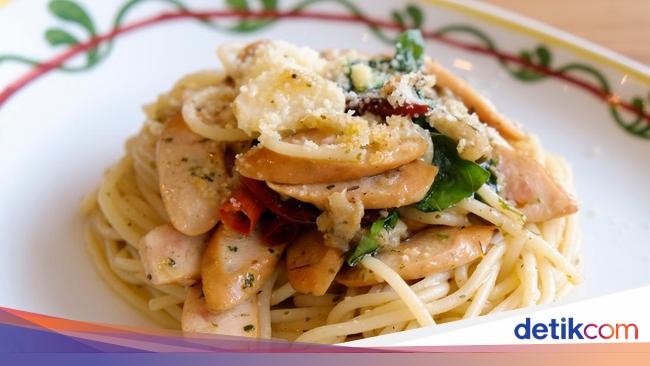 Resep Spaghetti Aglio Olio Sosis yang Praktis dan Enak Buat Makan Siang