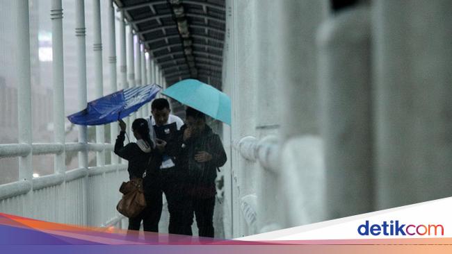 BMKG Keluarkan Peringatan 3 Harian di Jatim, Potensi Banjir Masih Mengancam