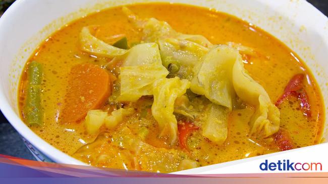 10 Resep Sayur Berkuah Rumahan yang Sederhana dan Murah Meriah