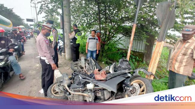 Nekat Terobos Palang Pintu Tertutup, Biker di Sidoarjo Tewas Disambar KA Nekat Terobos Palang Pintu Tertutup, Biker di Sidoarjo Tewas Disambar KA