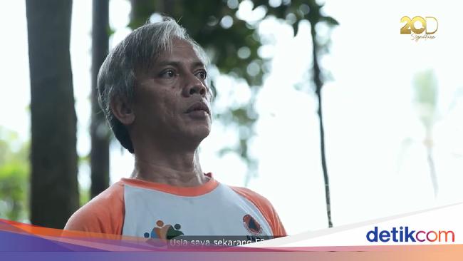 Ahli IT Banting Setir jadi Aktivis Kebersihan Ciliwung