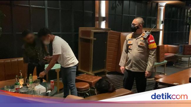 Polisi Sidak Holywings Epicentrum-Cazbar Kuningan, Begini Hasilnya