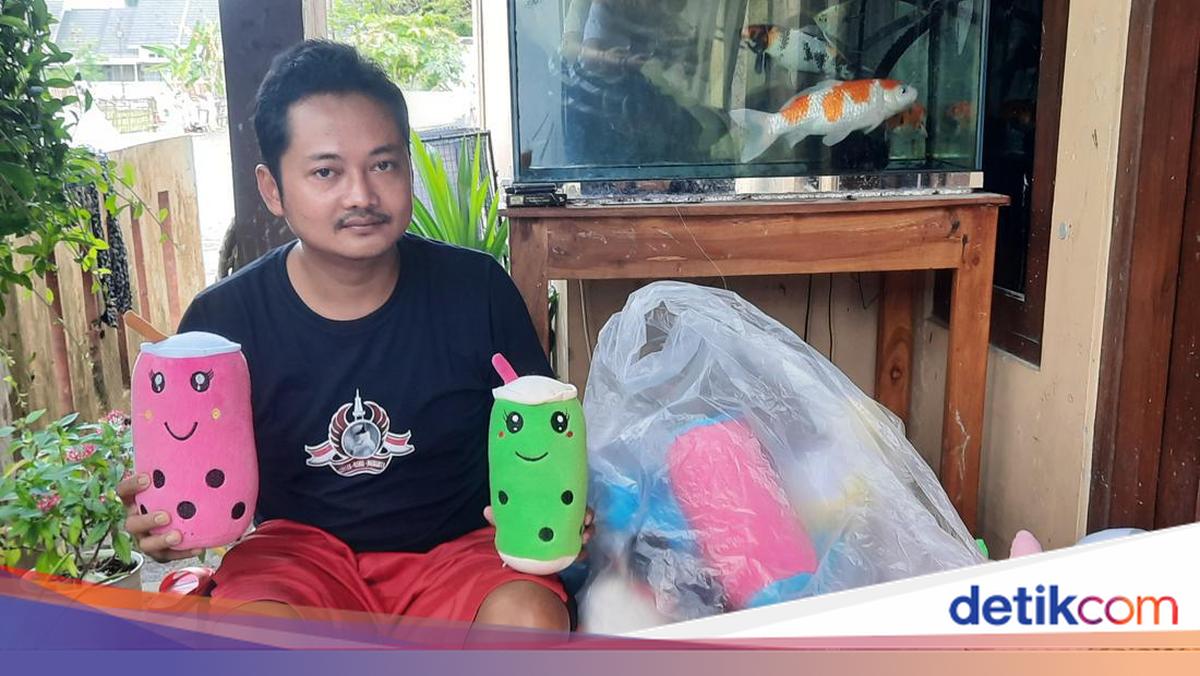 Unik! Keluarga di Sleman Ini Hobi Main Boneka Capit, Koleksinya Ratusan