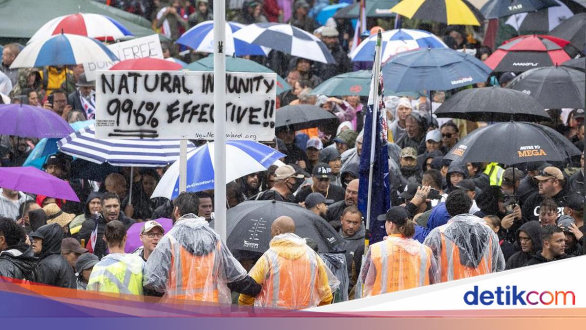 Taktik Lagu 'Baby Shark' Demi Pedemo Antivaksin Bubar Berujung Kritik