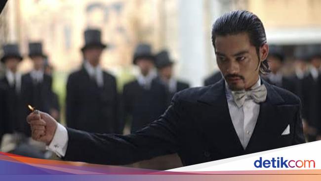 Bos Geng Kapak Kungfu Hustle Anti-Medsos, Ternyata Nikah di Bali