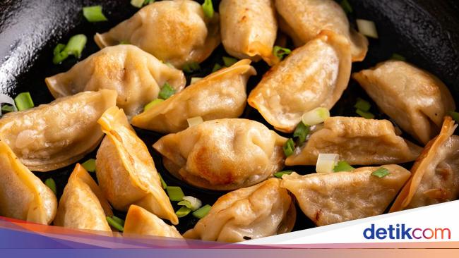 Resep Gyoza Goreng yang Gurih Renyah Padat Isiannya untuk Camilan