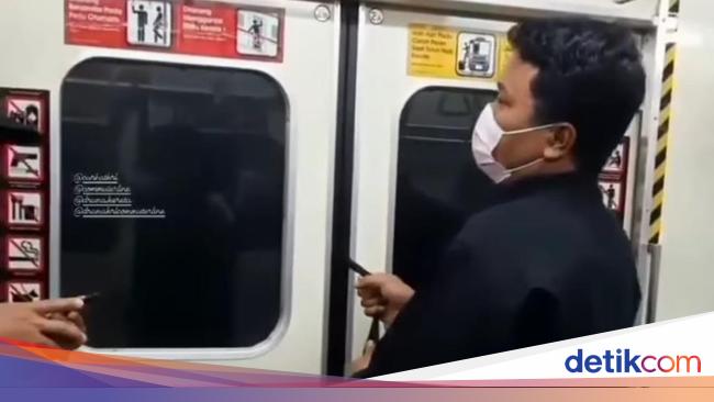 Viral Tas Penumpang Terjepit Pintu KRL, Ini Imbauan KAI Commuter