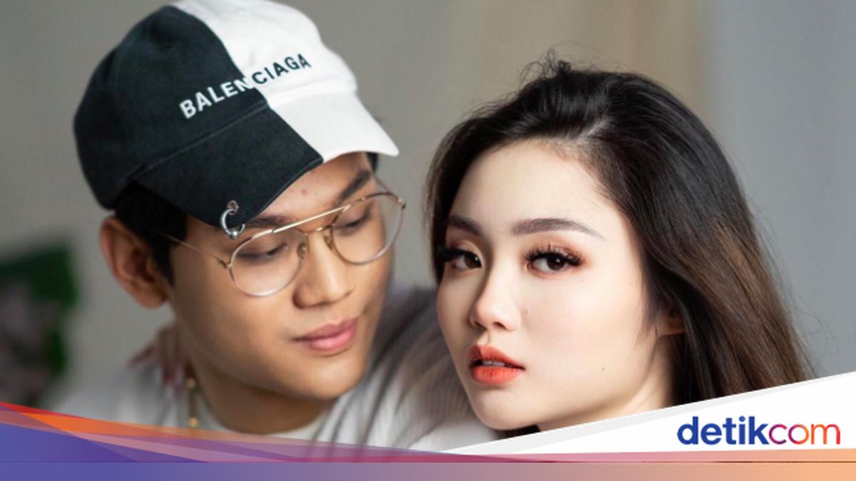 Vanessa Khong Masih Bangga Jadi Tunangan Indra Kenz