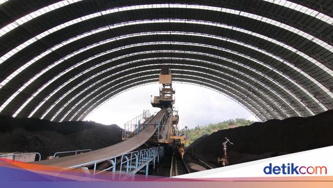 Limbah Batu Bara Diolah Jadi Bahan Pembangunan Jalan 150 Km