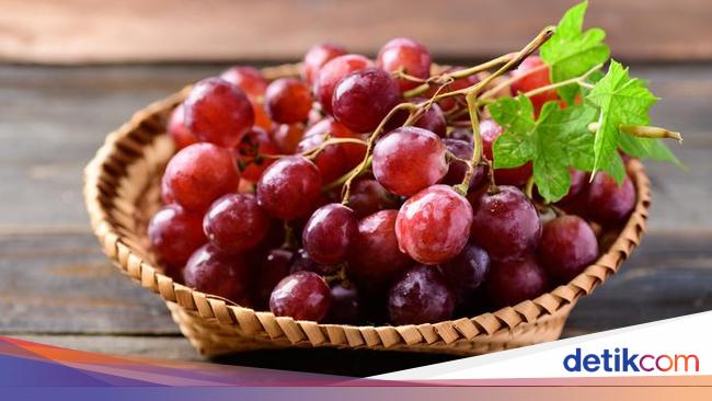 Unik! Makan 12 Butir Anggur Jadi Tradisi Tahun Baru di Spanyol