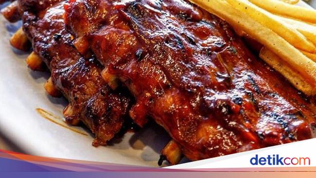 Pork Ribs Enak Berbumbu Pekat Ada di 5 Tempat Ini